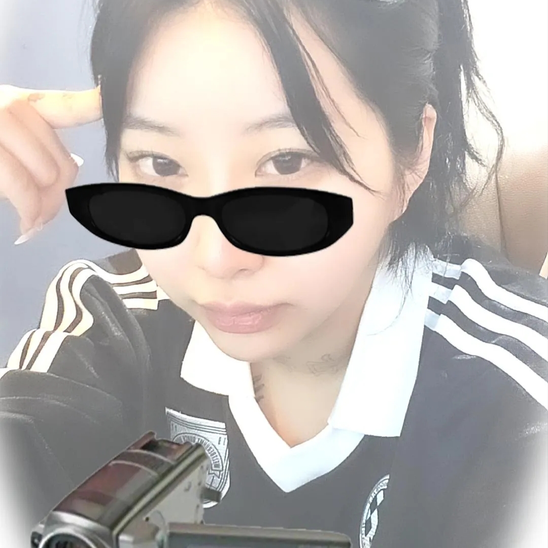 김감자 (@asdfg444) 님의 게시물 | KREAM