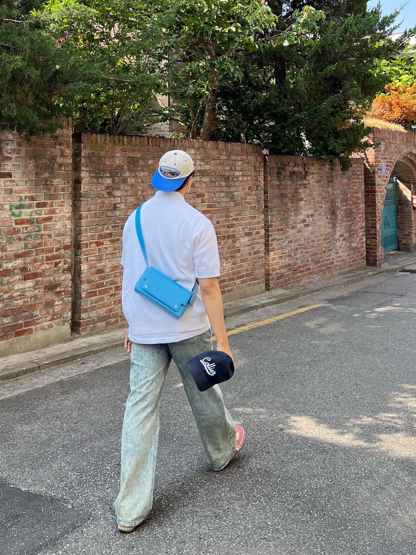 진 (@jin_dori_2) 님의 게시물 | KREAM