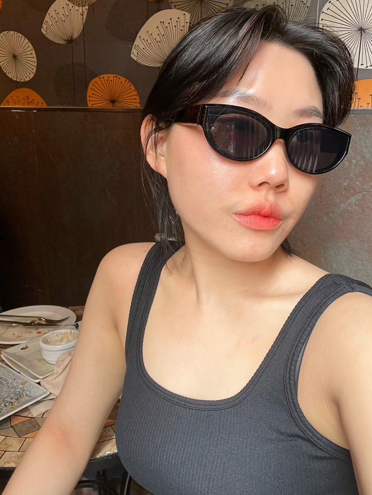 (@mewwco) 님의 게시물 | KREAM