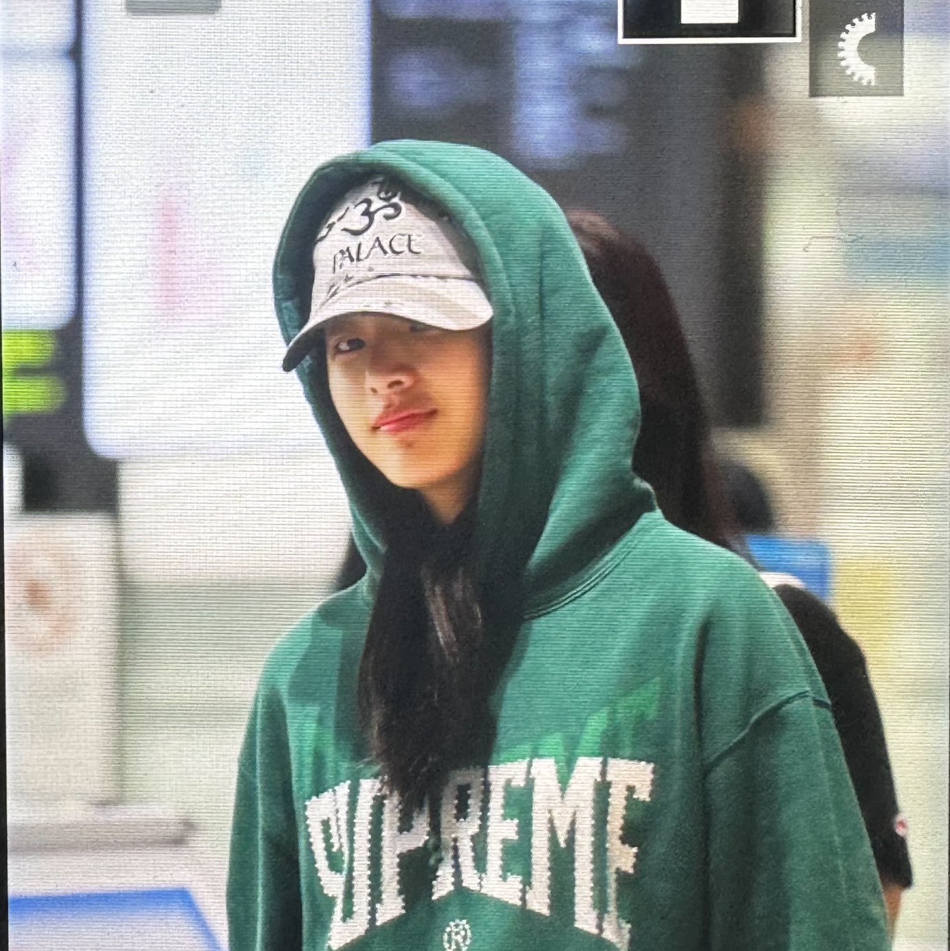 rkdgofls (@kang_haerin) 님의 게시물 | KREAM