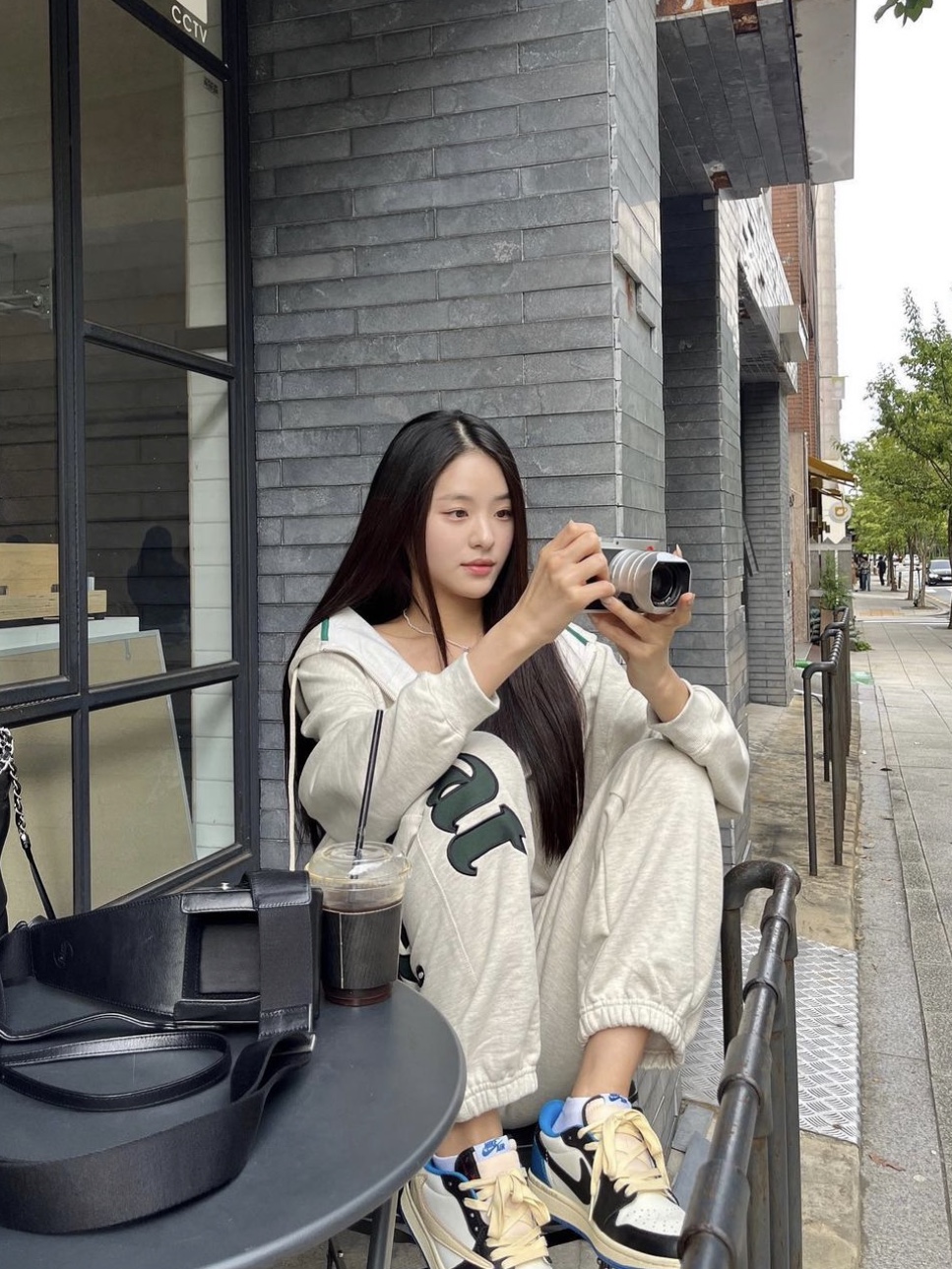 get shopping... (@wish1ist) 님의 게시물 | KREAM