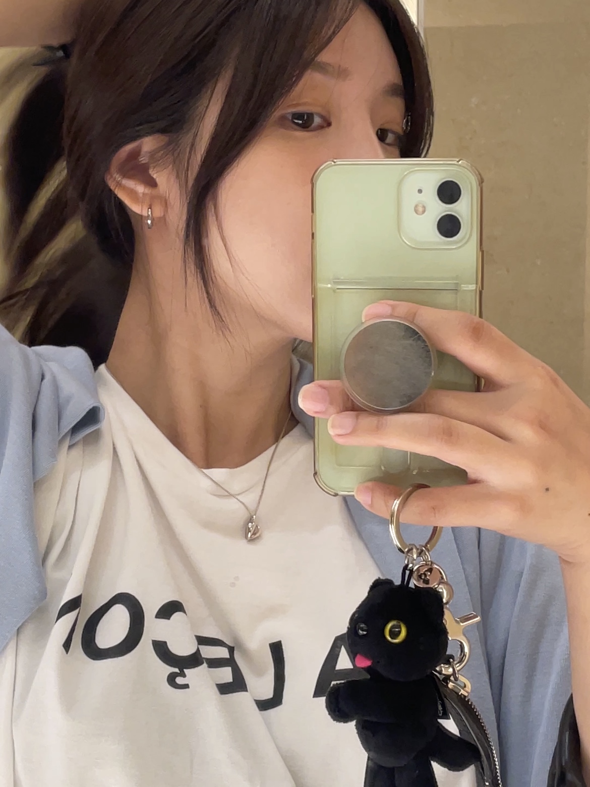 실버컴퍼니 (@cho_silver) 님의 게시물 | KREAM