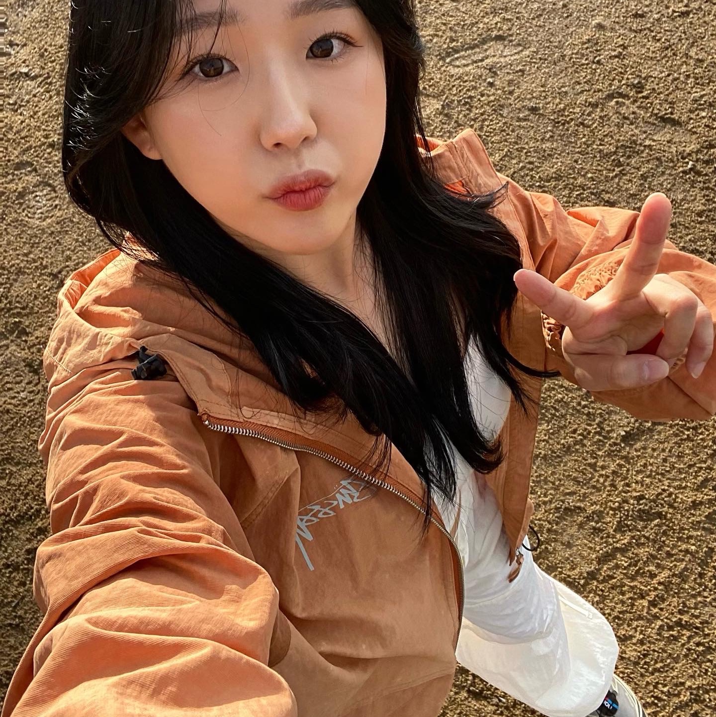 yeonghyeon (@molang_2) 님의 게시물 | KREAM