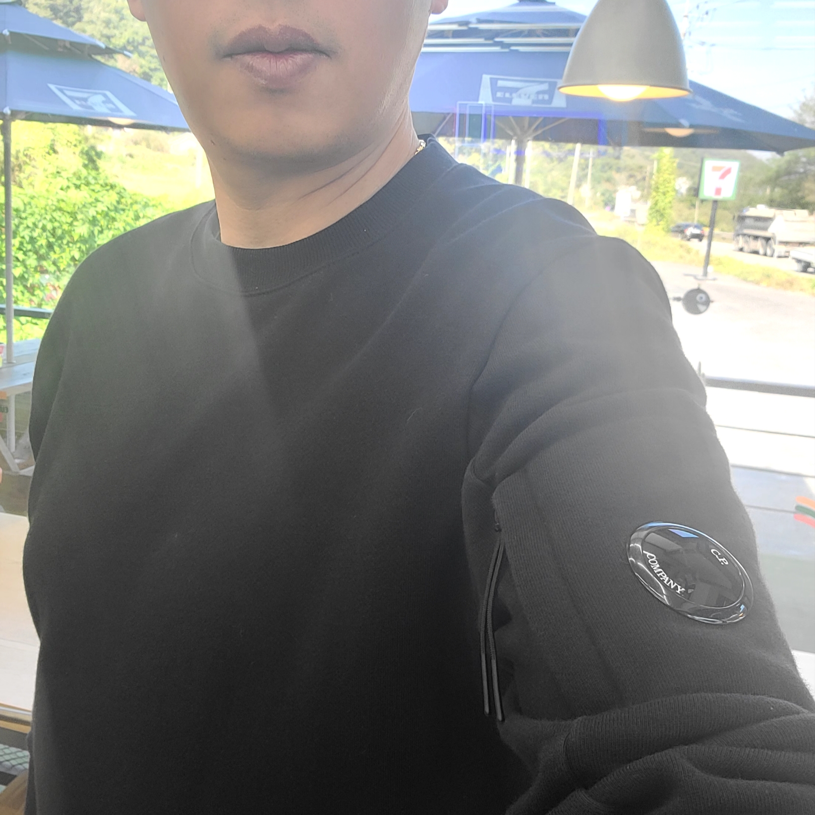 라이온리 (@lionlee) 님의 게시물 | KREAM