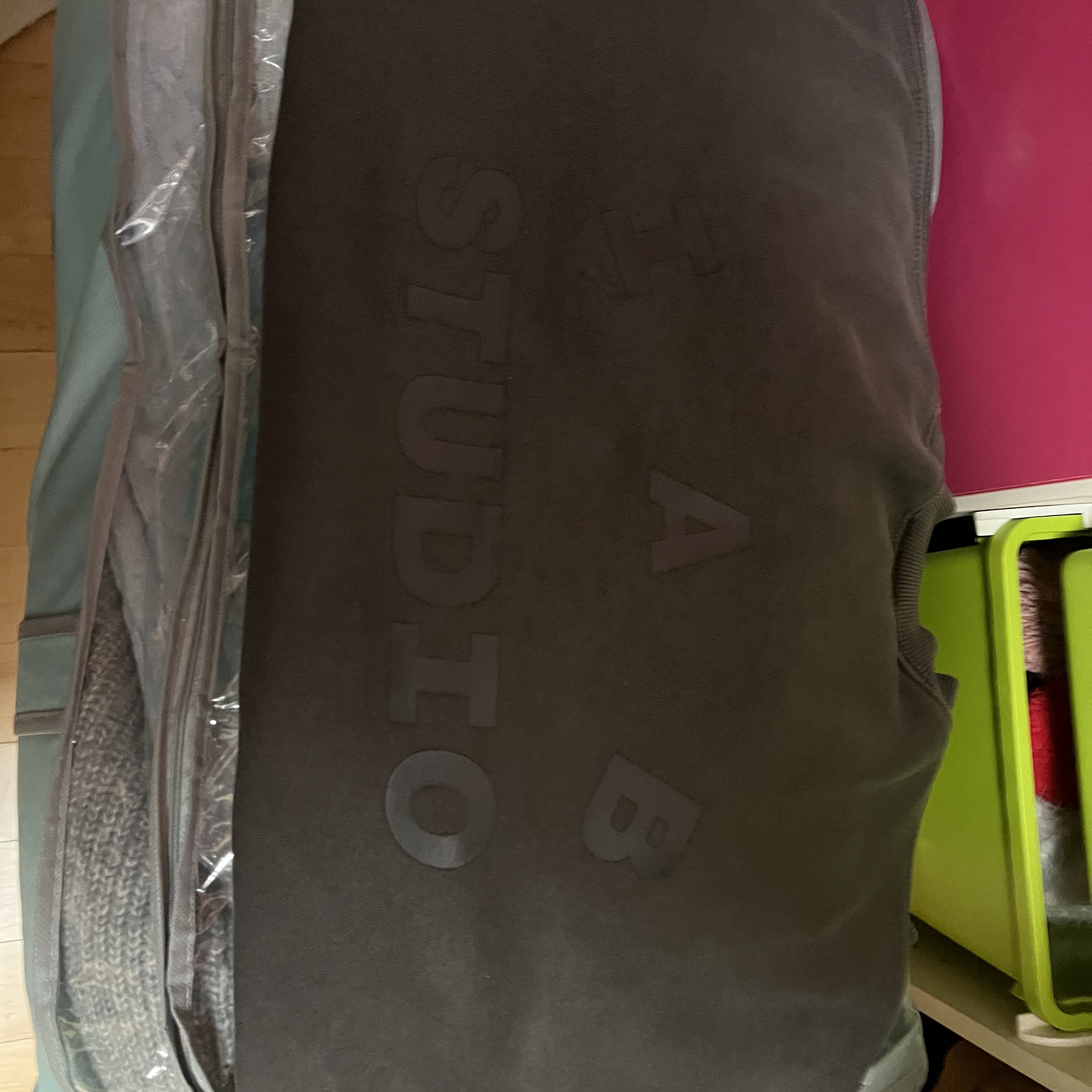 스바 (@seuba1) 님의 게시물 | KREAM