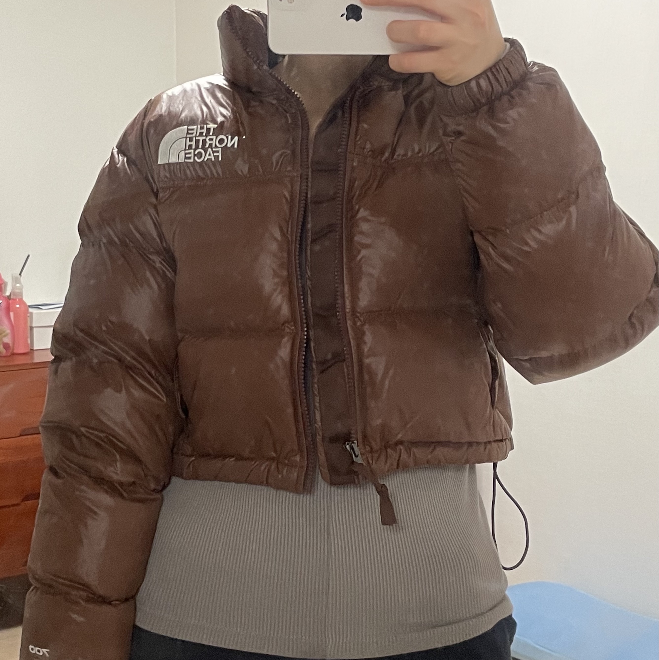 eowow (@e4ry63) 님의 게시물 | KREAM