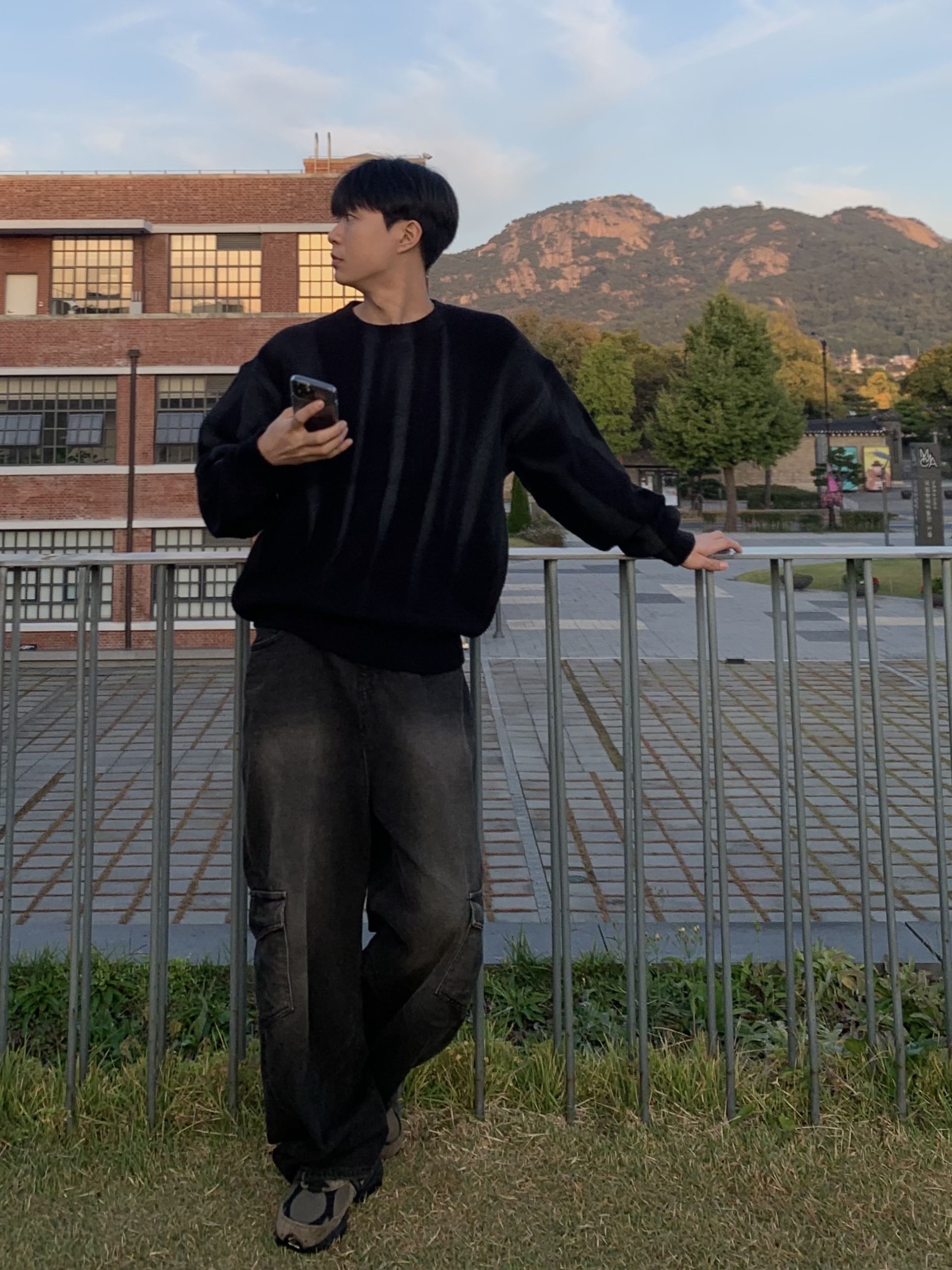 문유어 (@moonyour) 님의 게시물 | KREAM