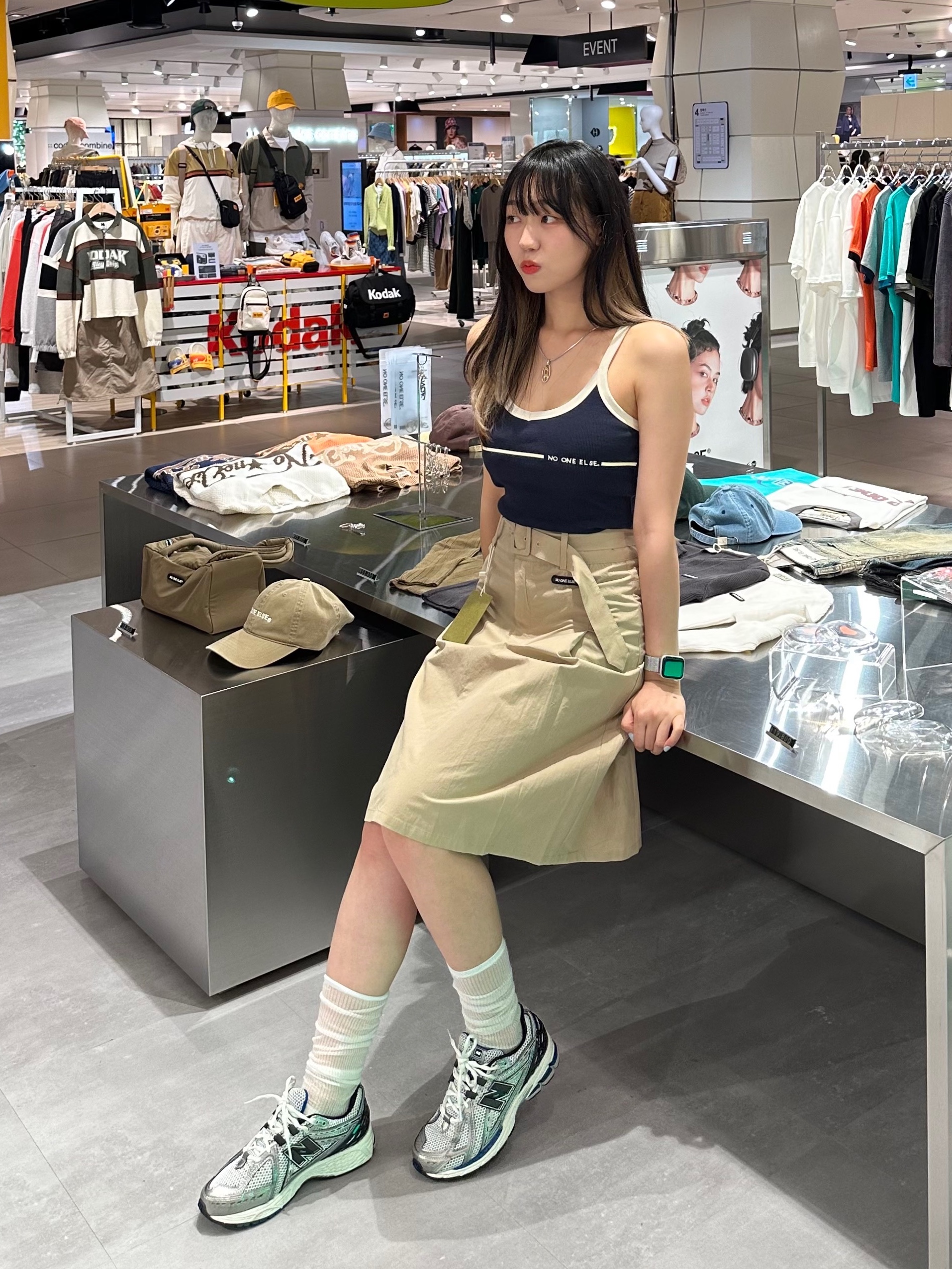 (@du_d1n) 님의 게시물 | KREAM