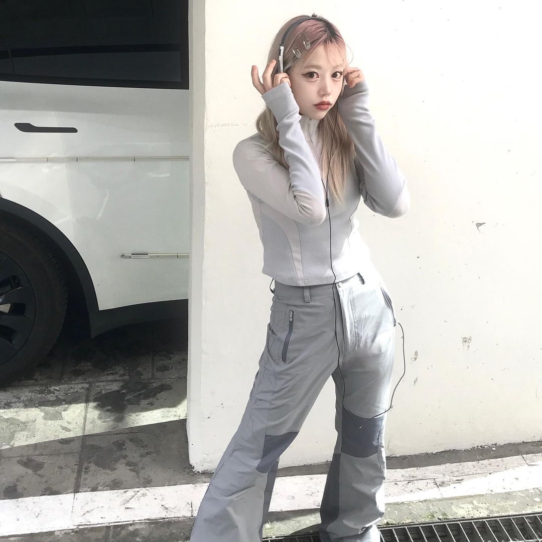 $ (@your_legacy) 님의 게시물 | KREAM