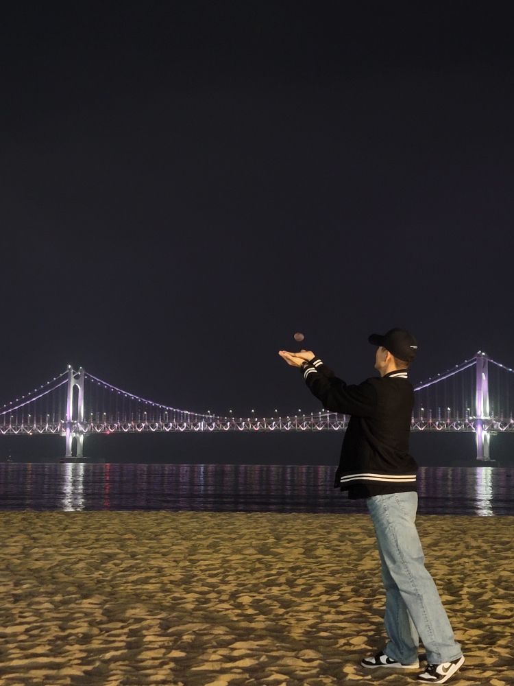 dghan2002 (@1_dong_virus) 님의 게시물 | KREAM