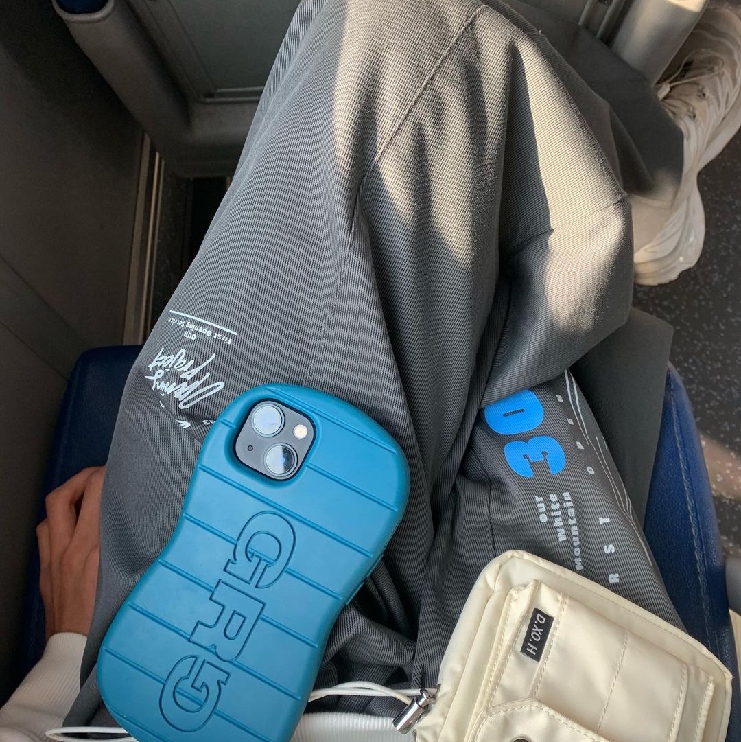 $ (@your_legacy) 님의 게시물 | KREAM