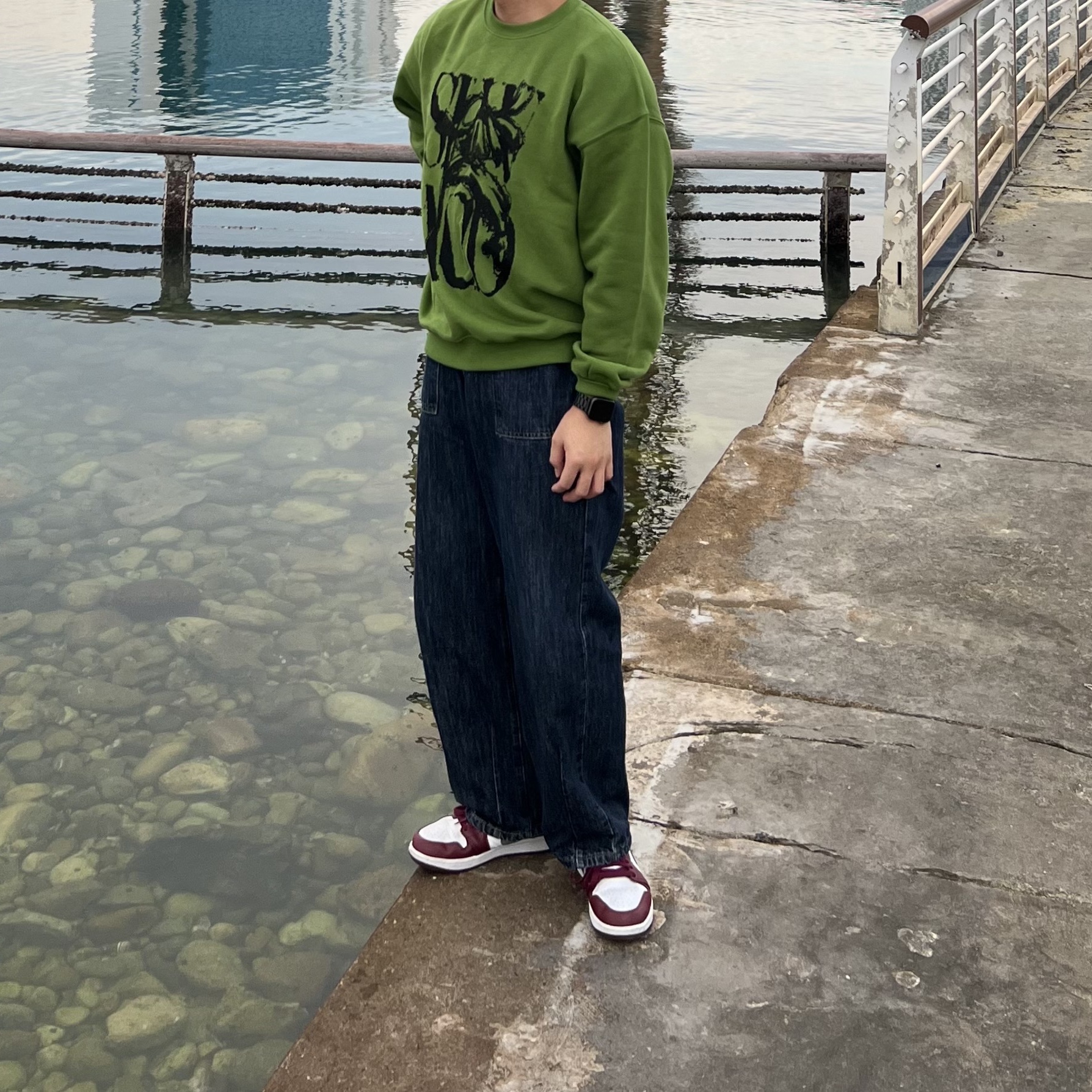 adgjmptw001125 (@wn_hui___) 님의 게시물 | KREAM