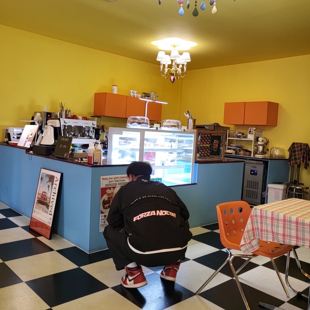 (@kang.haru.rang) 님의 게시물 | KREAM