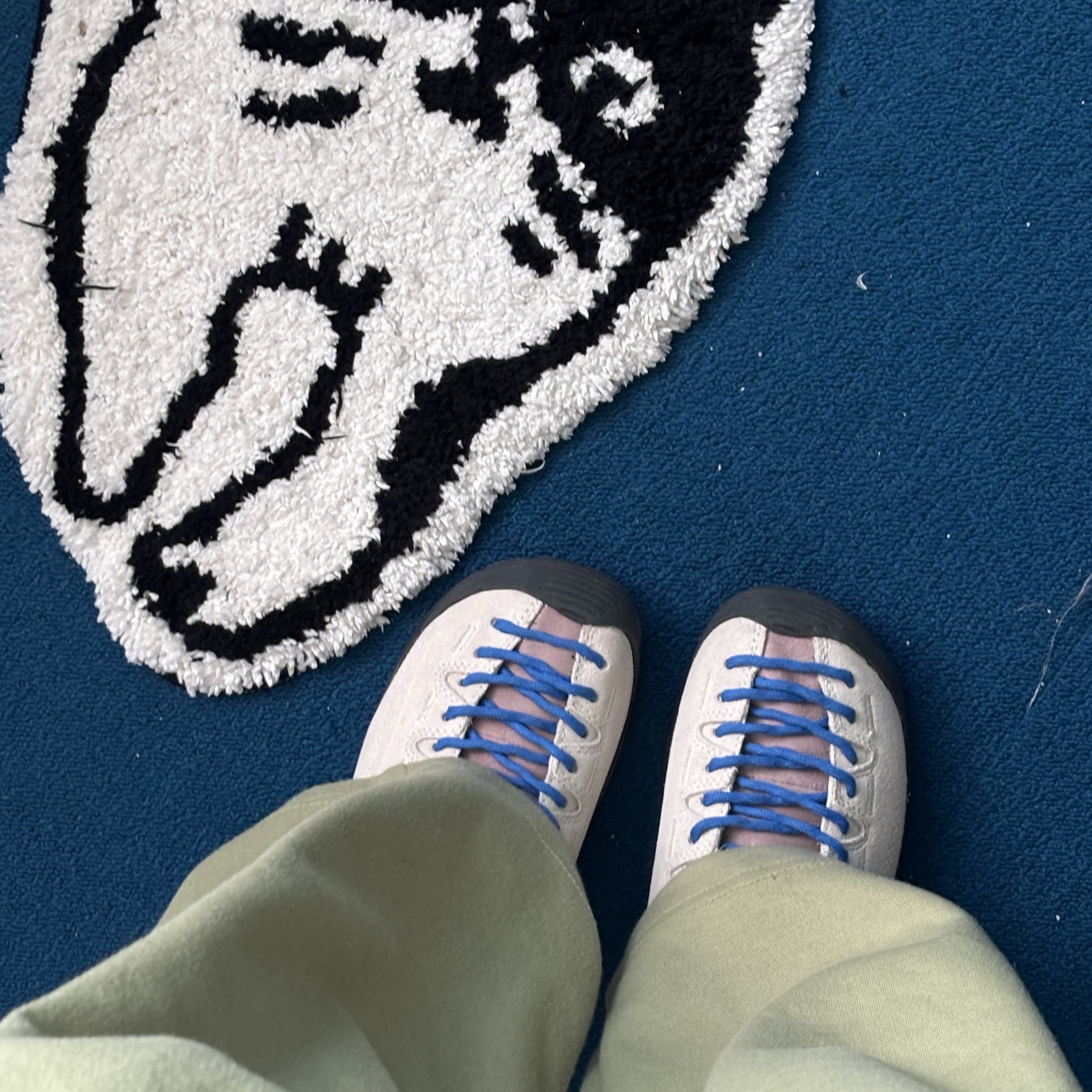 정 240인데 반업해서 245 | KREAM