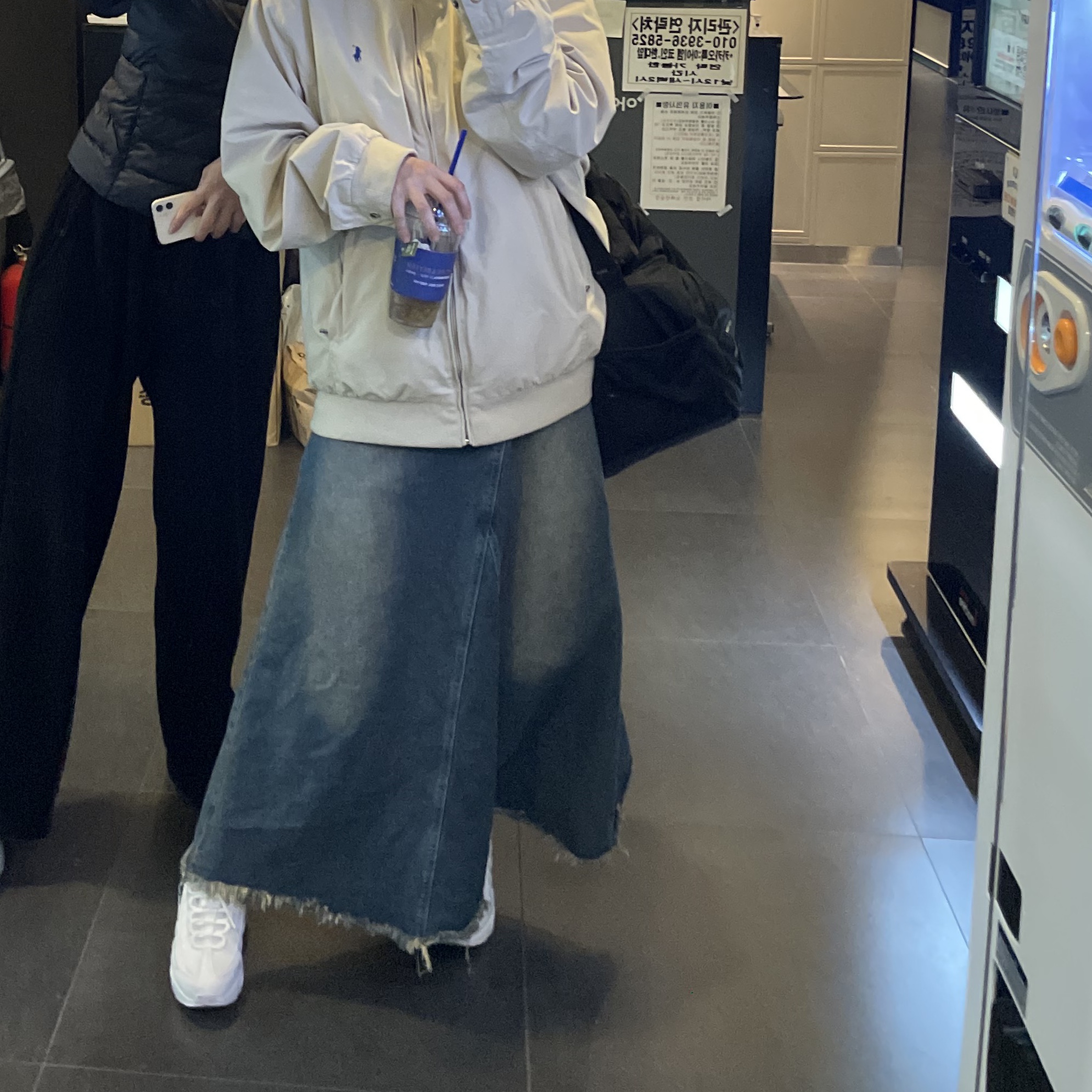 요즘 최애룩 | KREAM