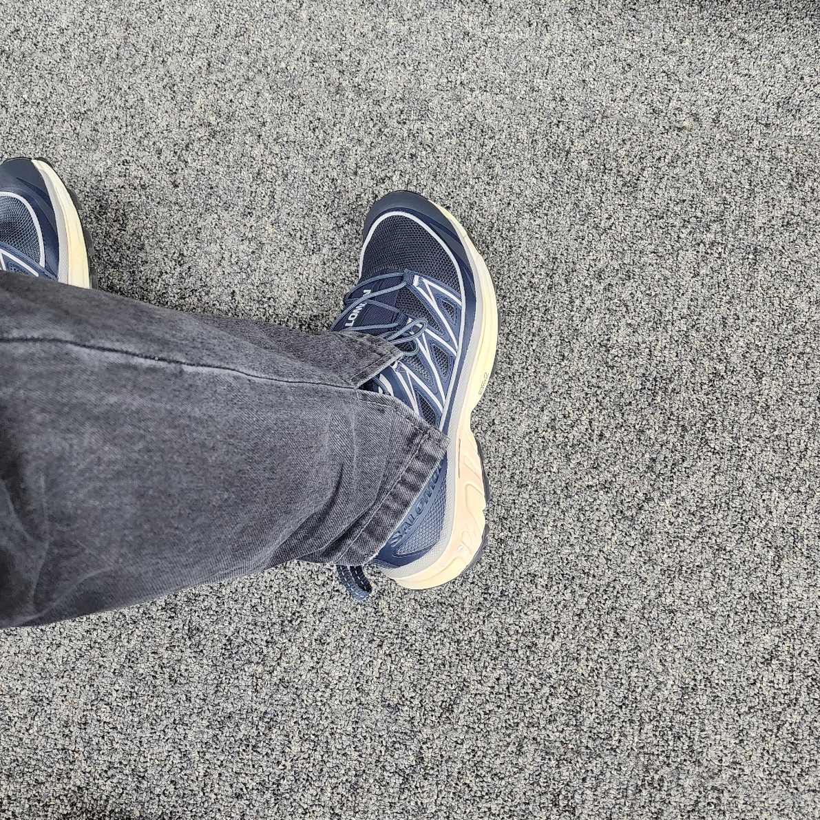 살로몬XT6(without 퀵레이스) | KREAM