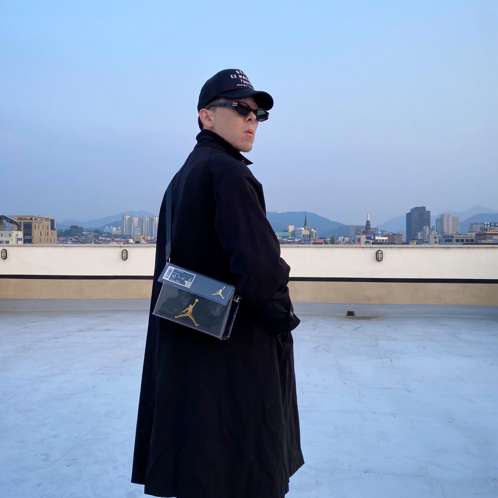 custom box bag 🧳 | KREAM