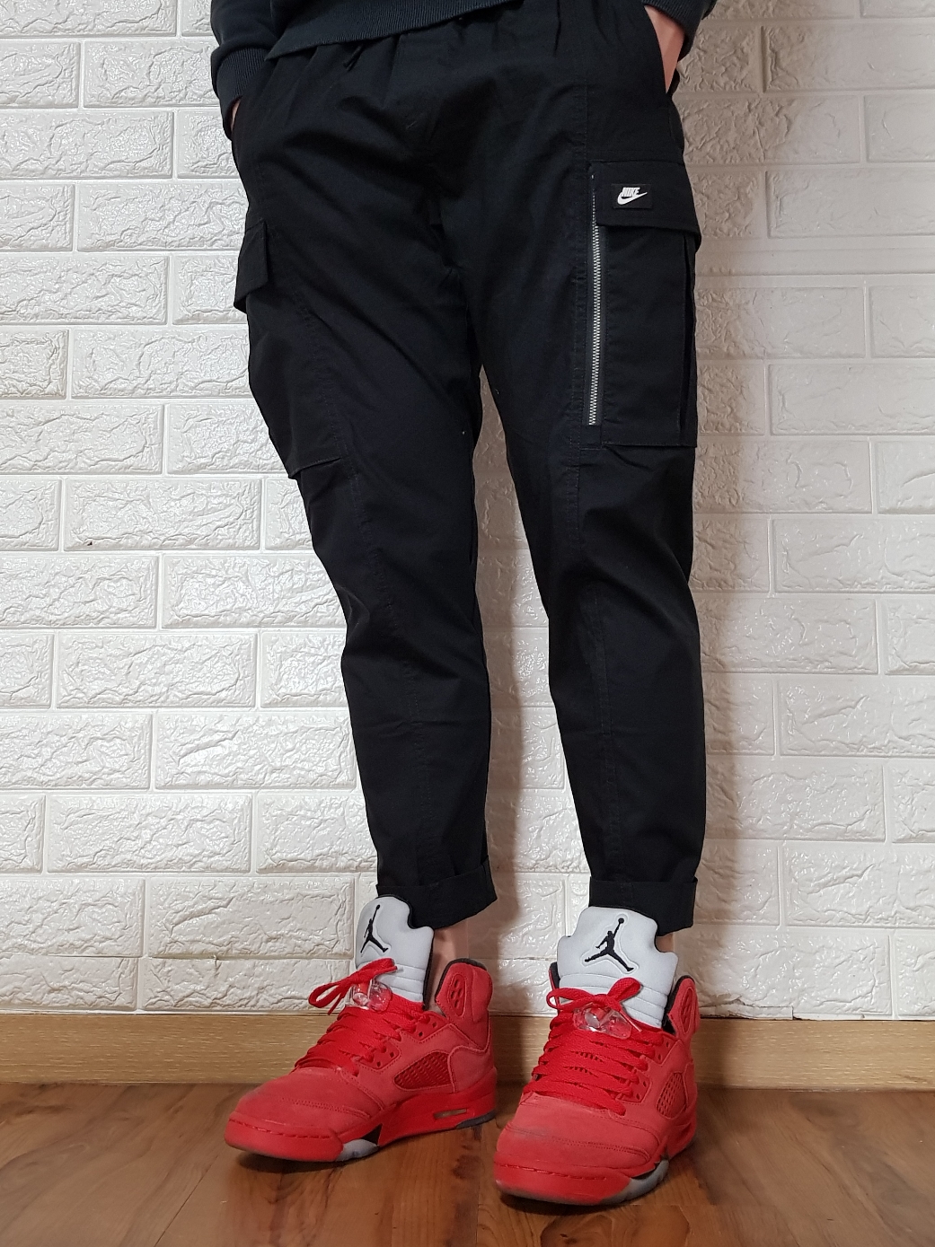 Huzzi (@h__________) 님의 게시물 | KREAM