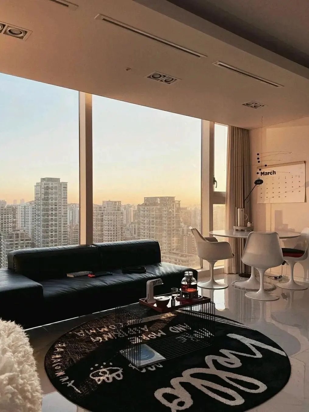 Knoll (@knoll_official) 님의 게시물 | KREAM