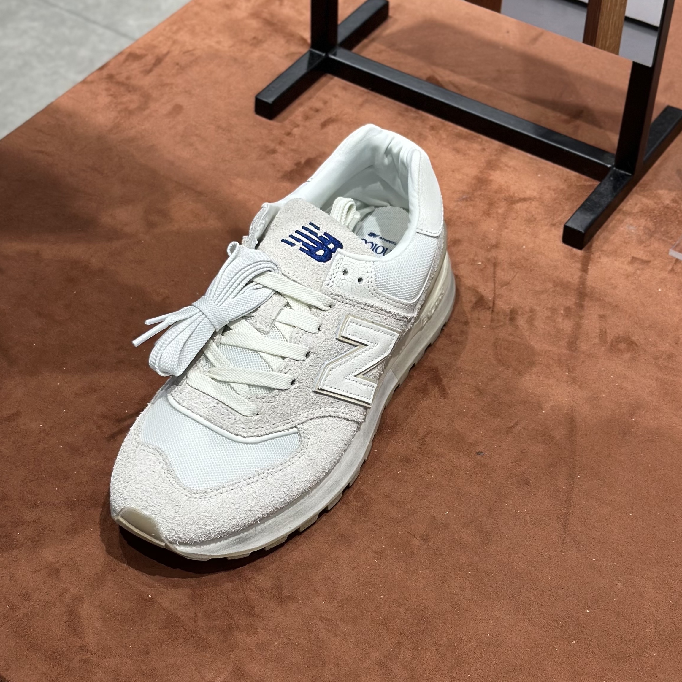 574 렉토 이쁘네 | KREAM