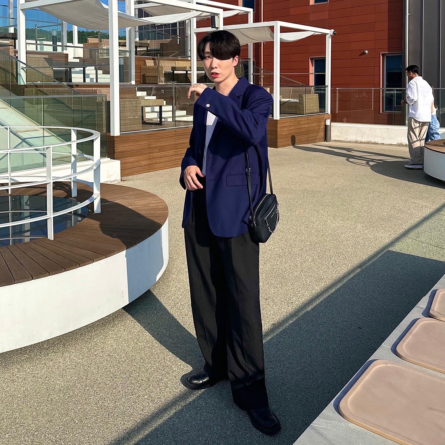 송정현 (@uc5c__) 님의 게시물 | KREAM