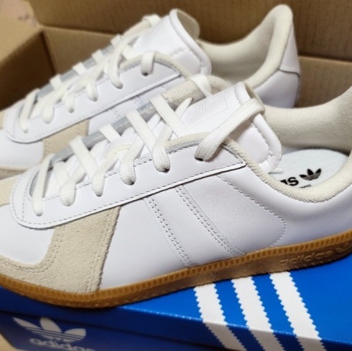 너무나도 편한 BW 아미 화이트 | KREAM