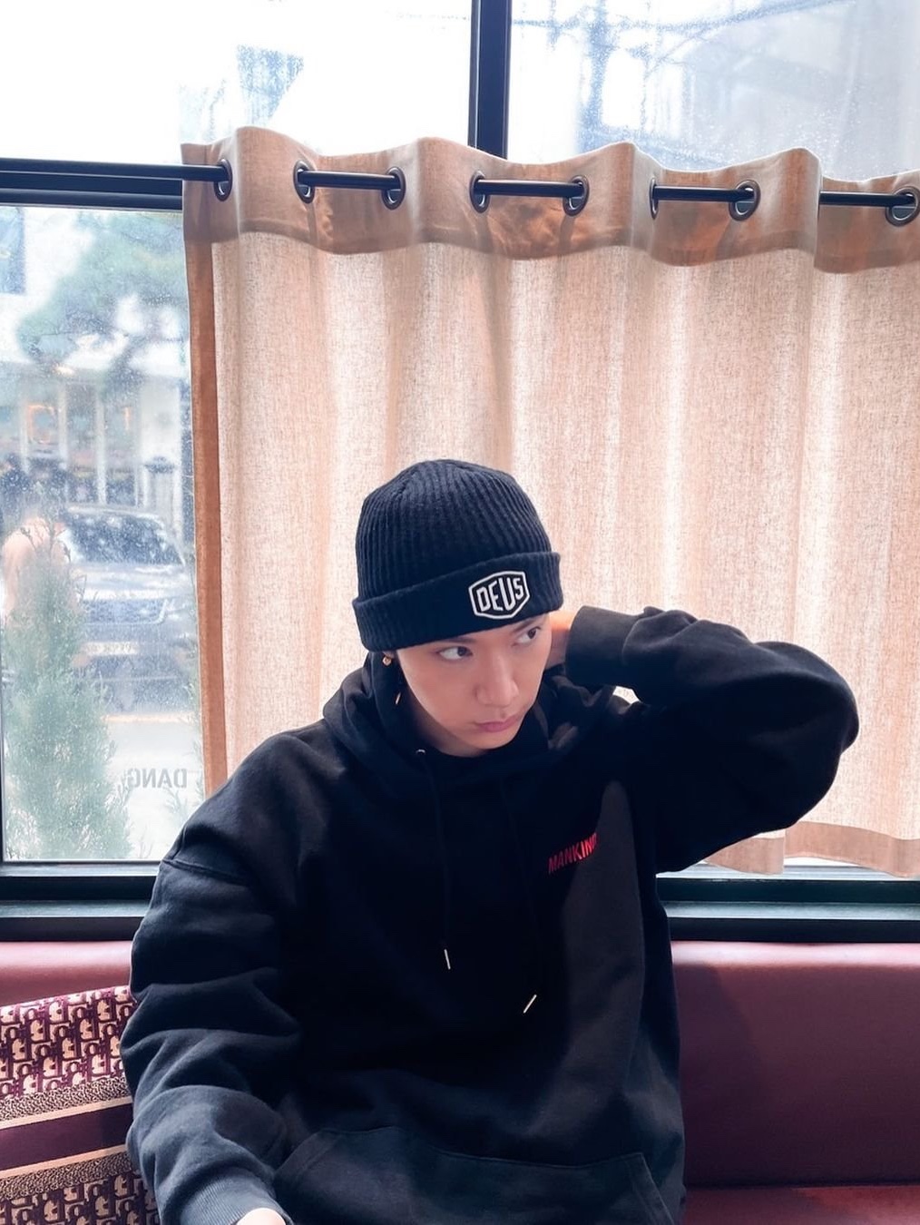 텐 210304 🐱 | KREAM