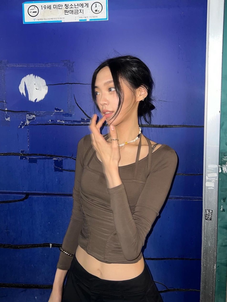 That girl (@style_everyday) 님의 게시물 | KREAM