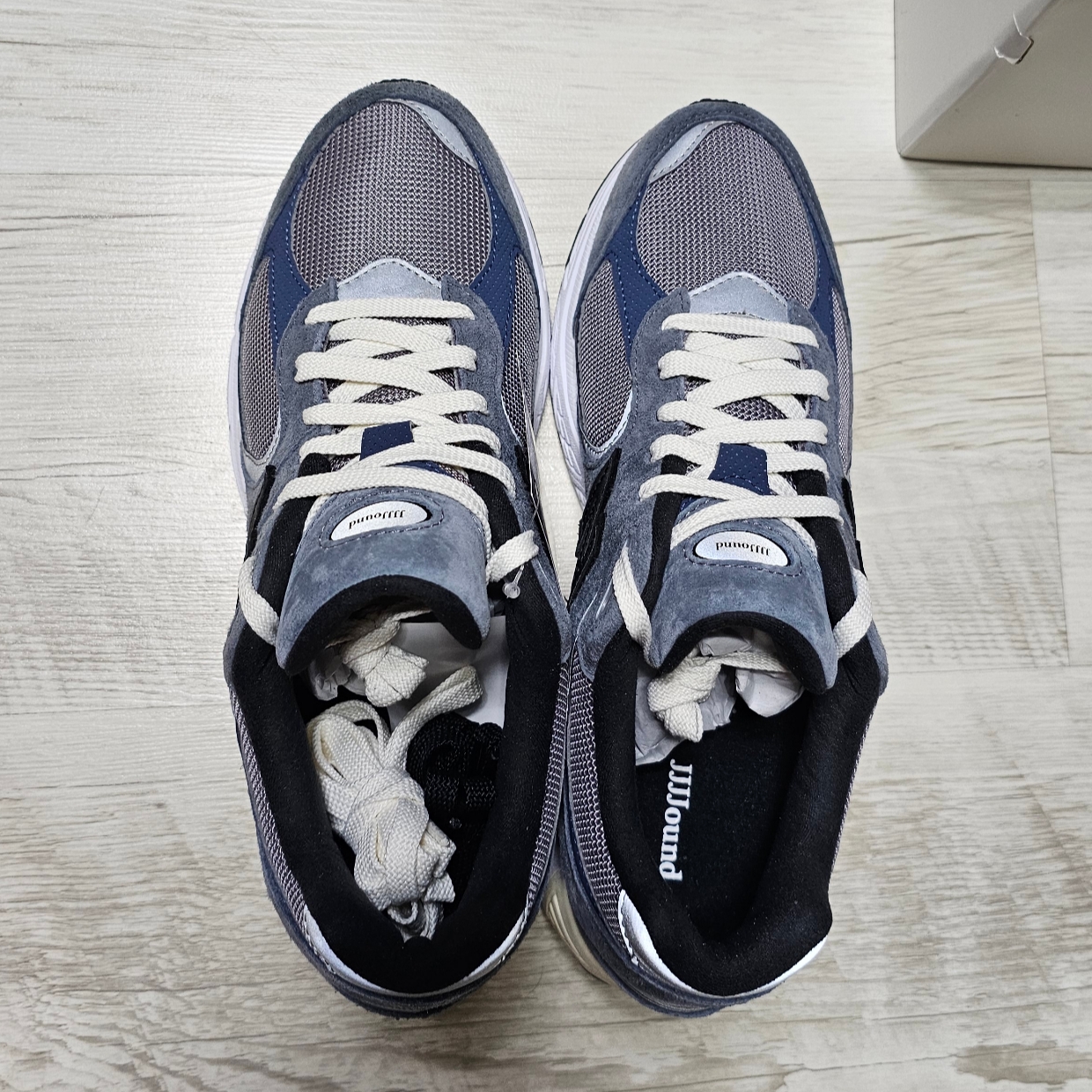 JJJJOUND NB 2002R | KREAM