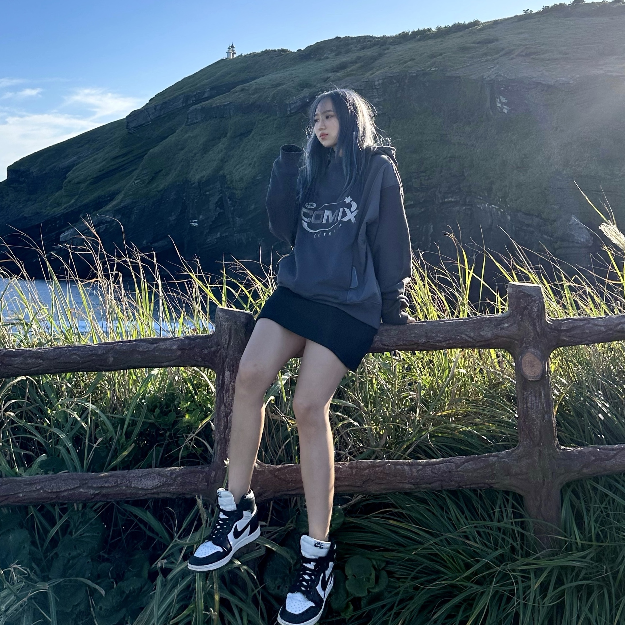 두나 (@_d2_n4) 님의 게시물 | KREAM