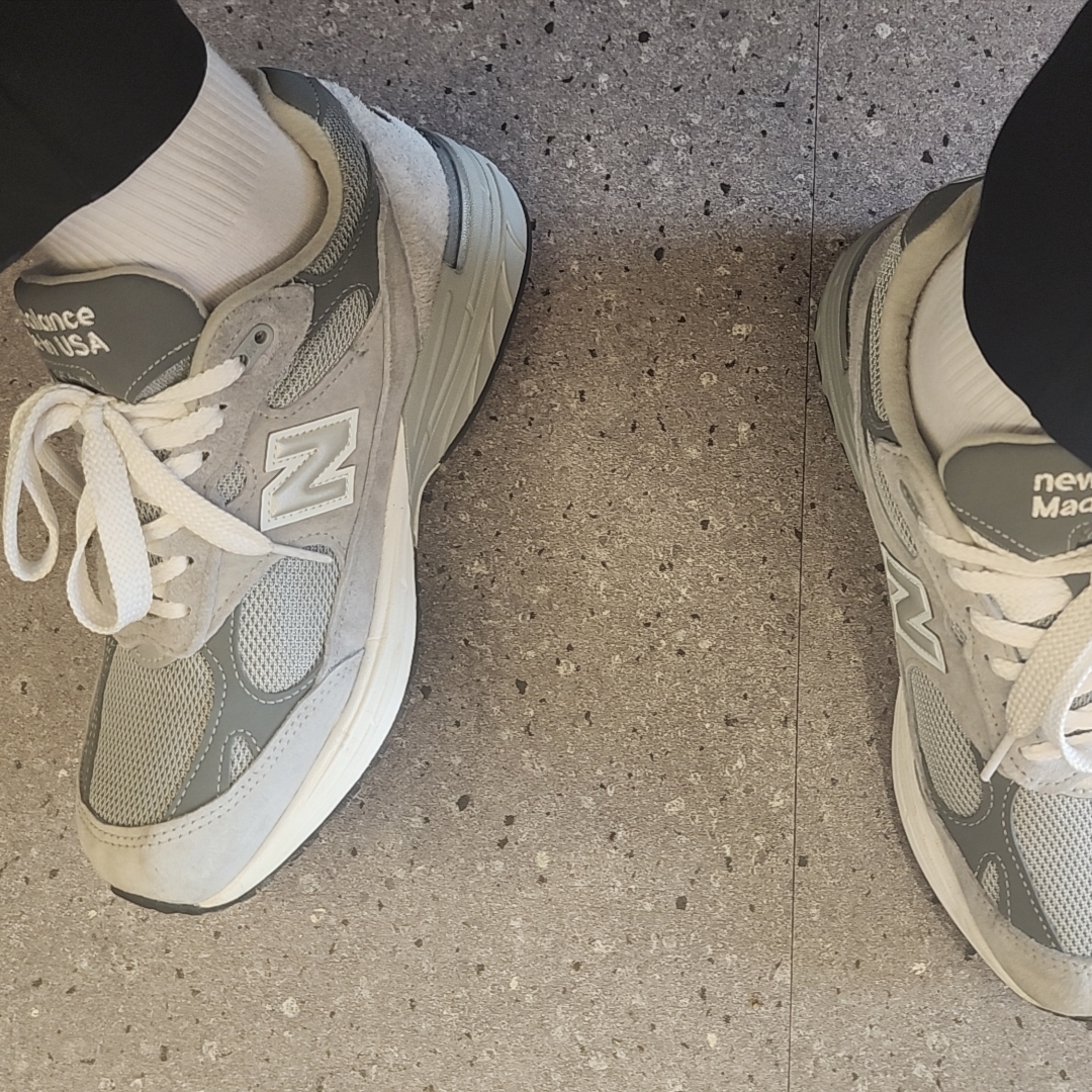 요즘 푹 빠진 993 | KREAM