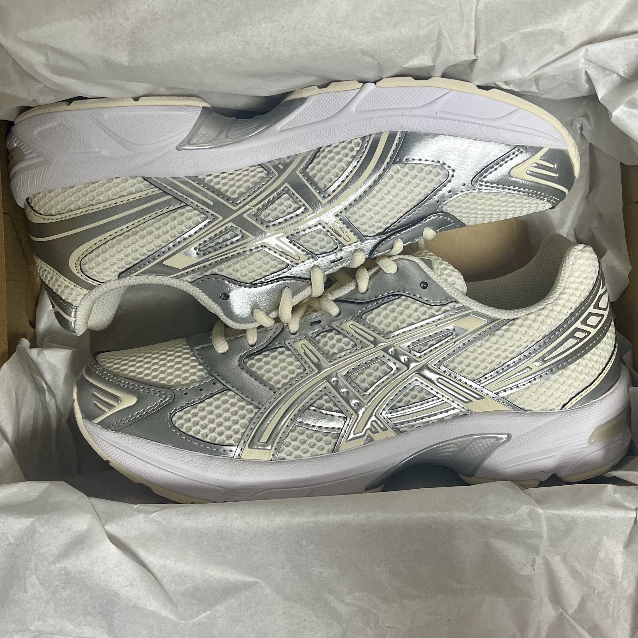 esiouqrut (@aillemac) 님의 게시물 | KREAM