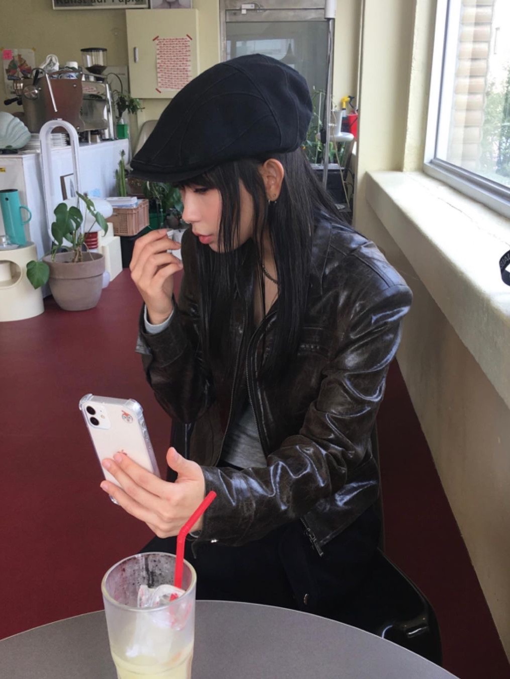 That girl (@style_everyday) 님의 게시물 | KREAM