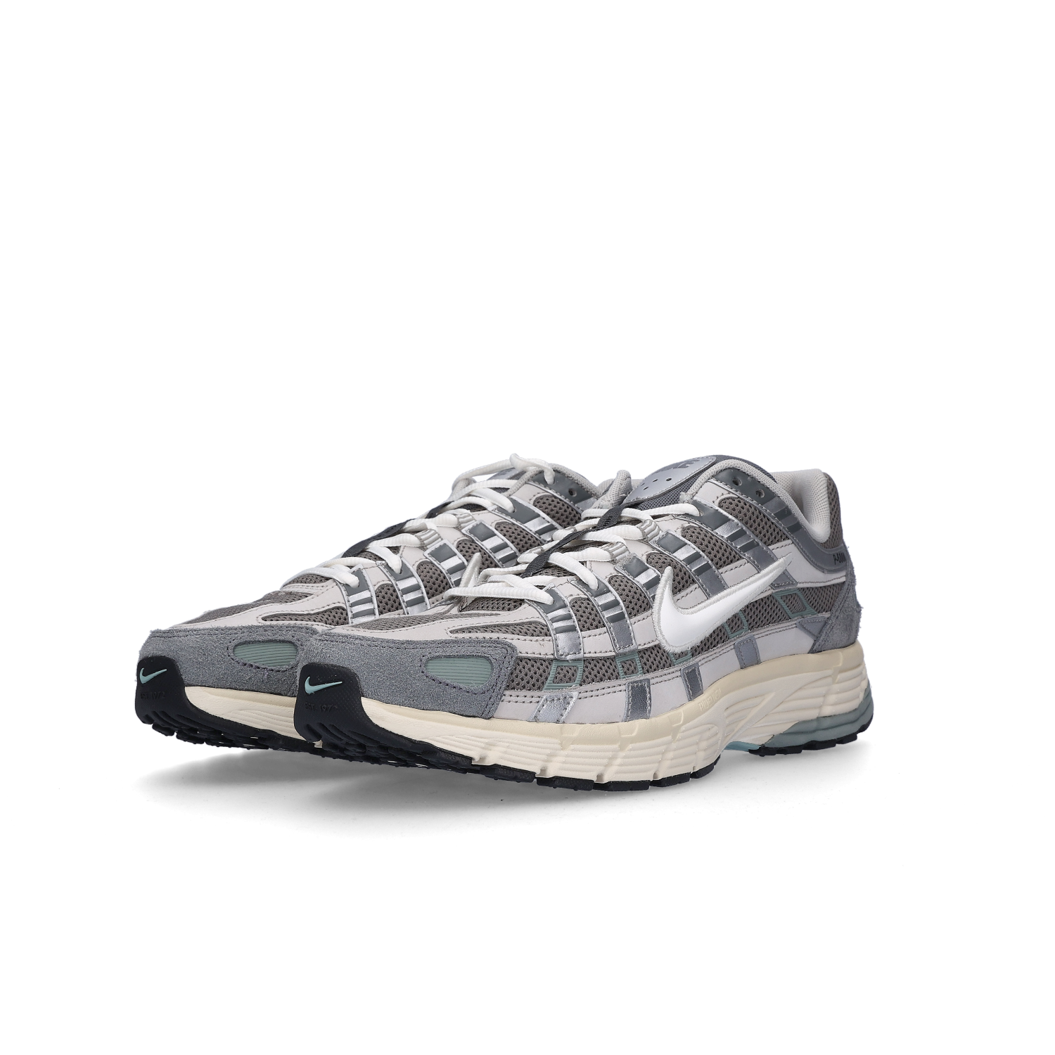 나이키 P-6000 플랫 퓨터 라이트 아이언 오어 | KREAM