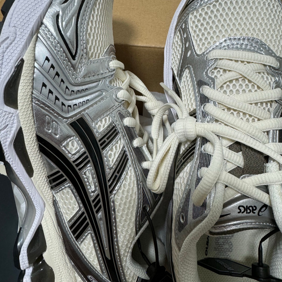 젤카야노14 크림블랙 | KREAM