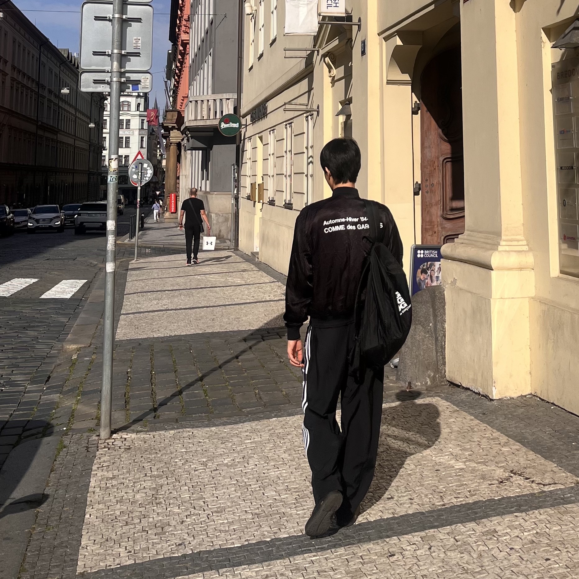 jun (@volume) 님의 게시물 | KREAM