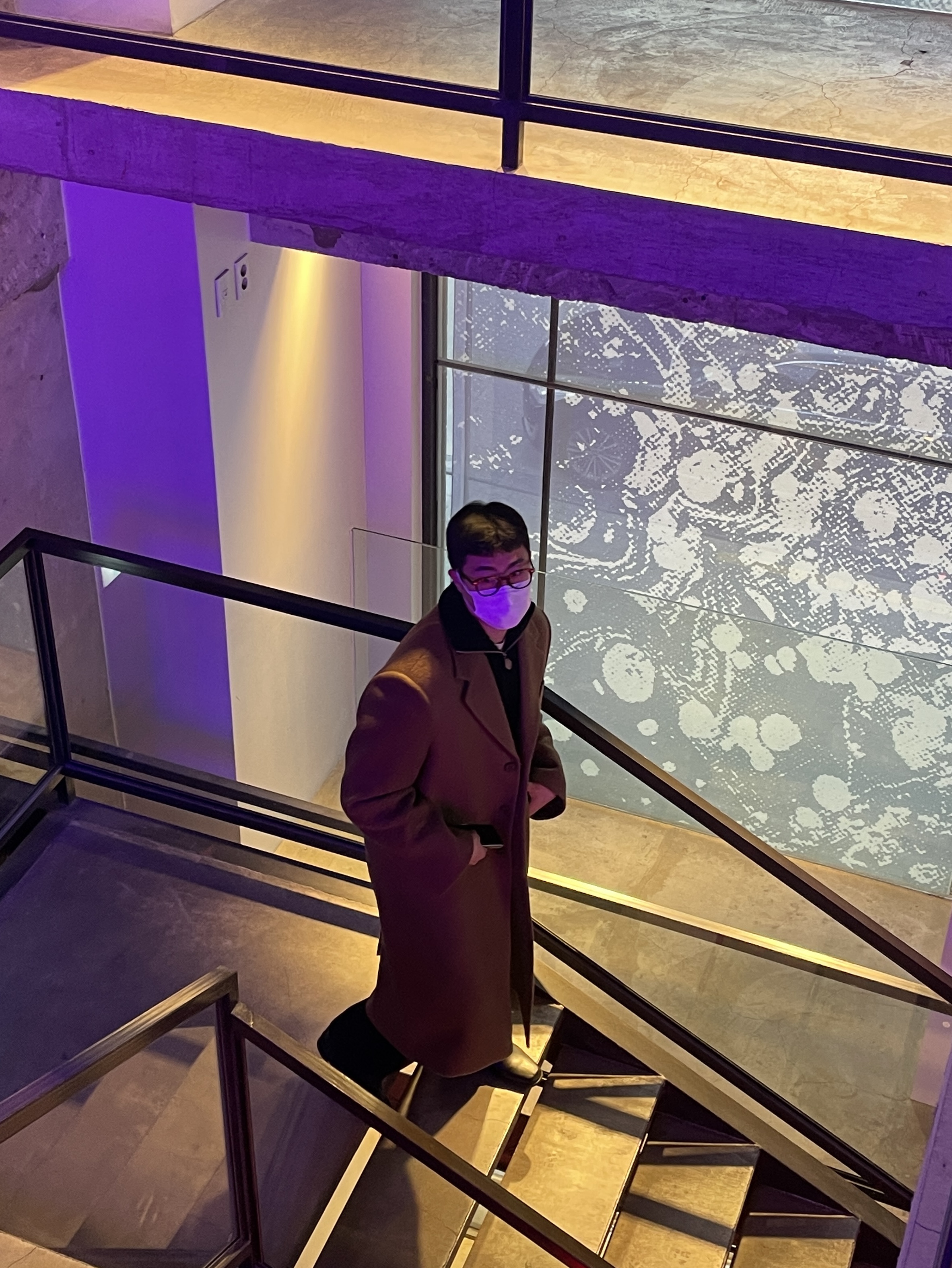 진 (@jin_dori_2) 님의 게시물 | KREAM