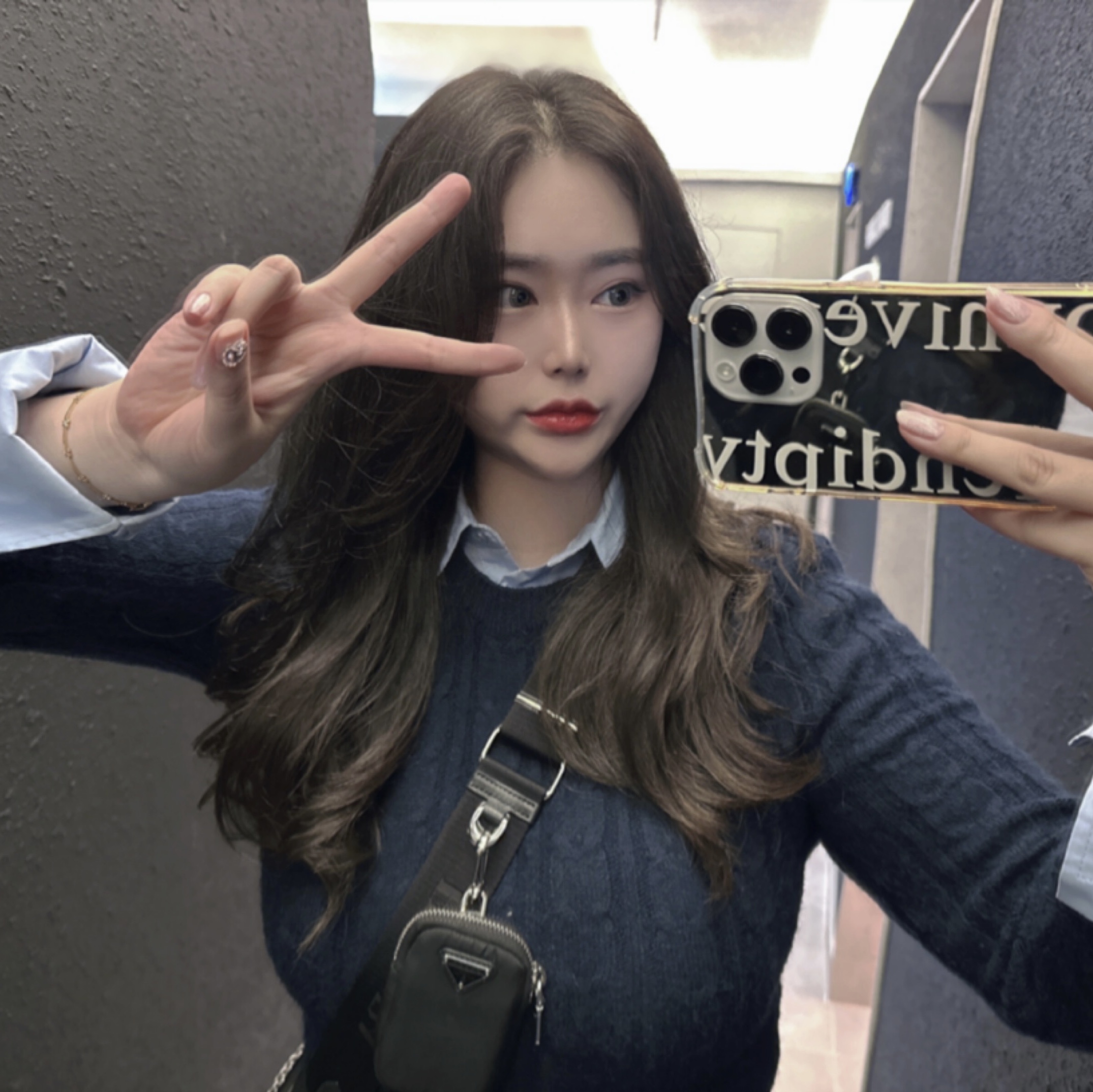 이렇게 추운데 모입지. . ? 🥶 | KREAM