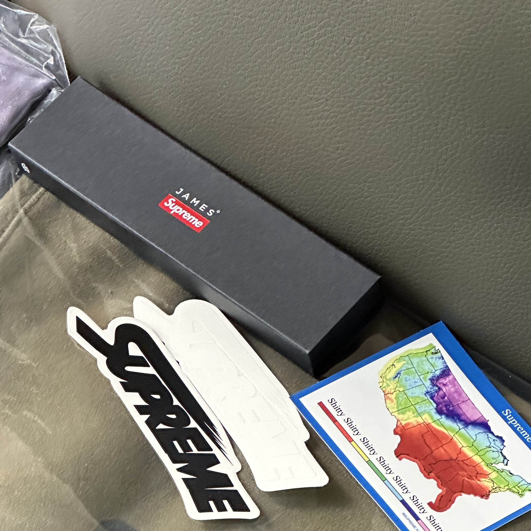 노익스플로이드 (@00yyy) 님의 게시물 | KREAM