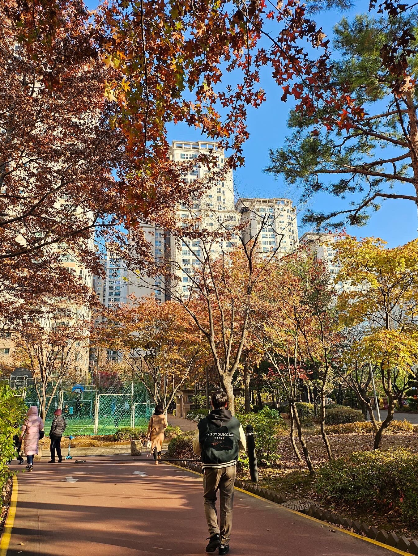 갑자기 겨울 | KREAM