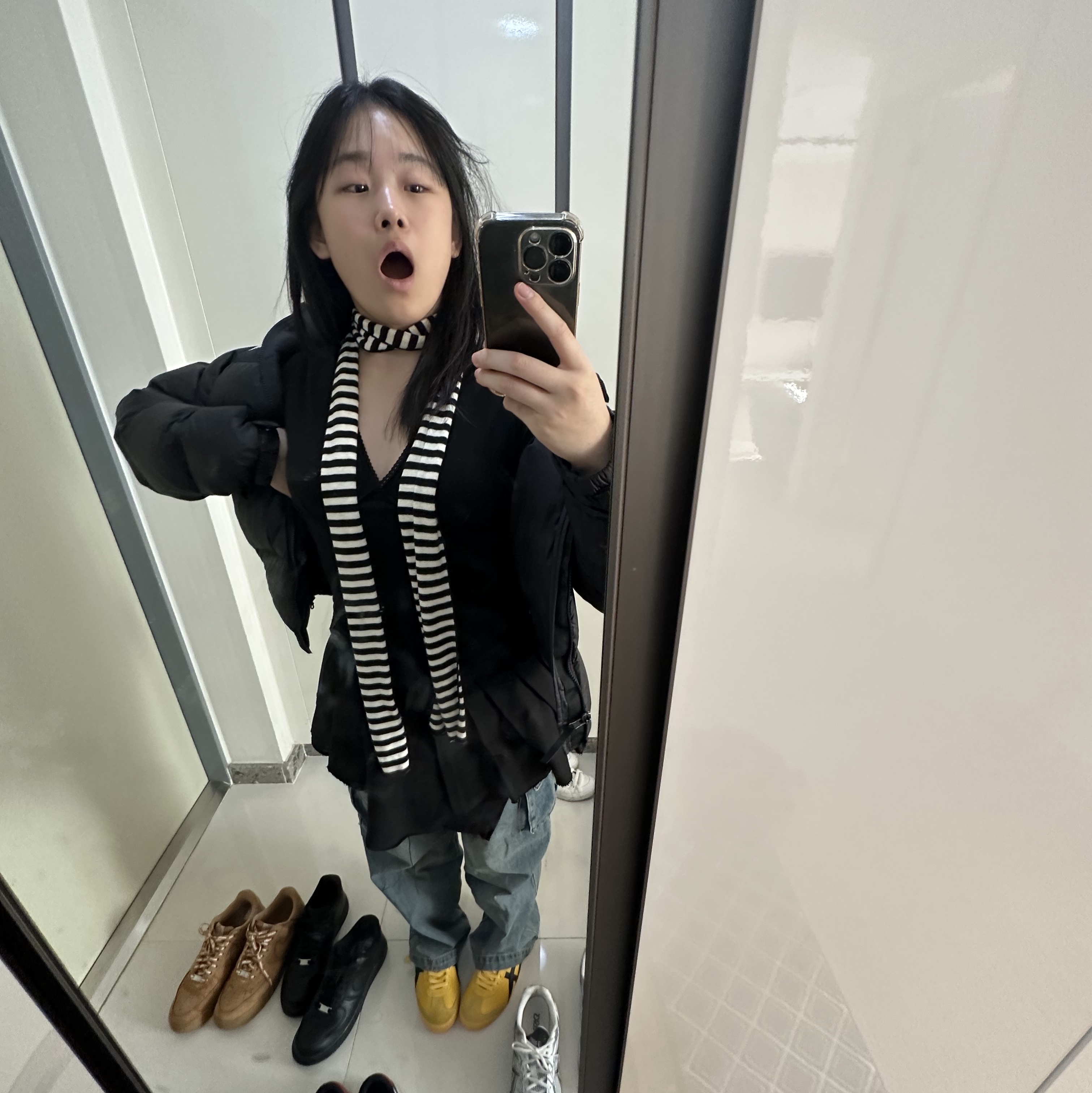 (@ji0__) 님의 게시물 | KREAM