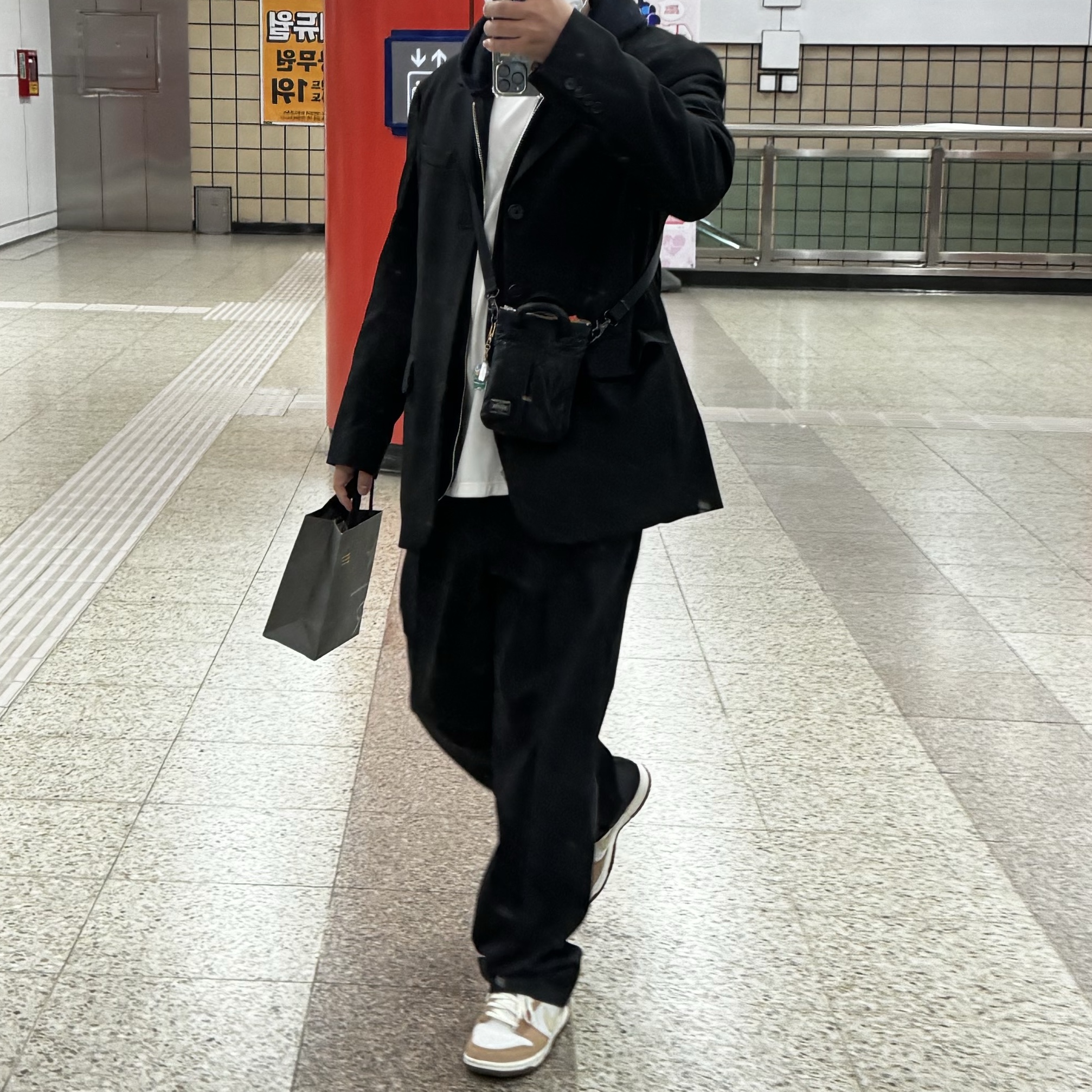 @hoon_x_hoon (@hoon_x_hoon) 님의 게시물 | KREAM