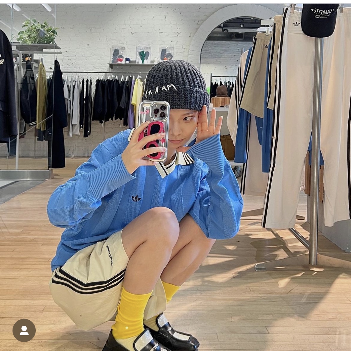 렉카맨 (@7y9o82) 님의 게시물 | KREAM