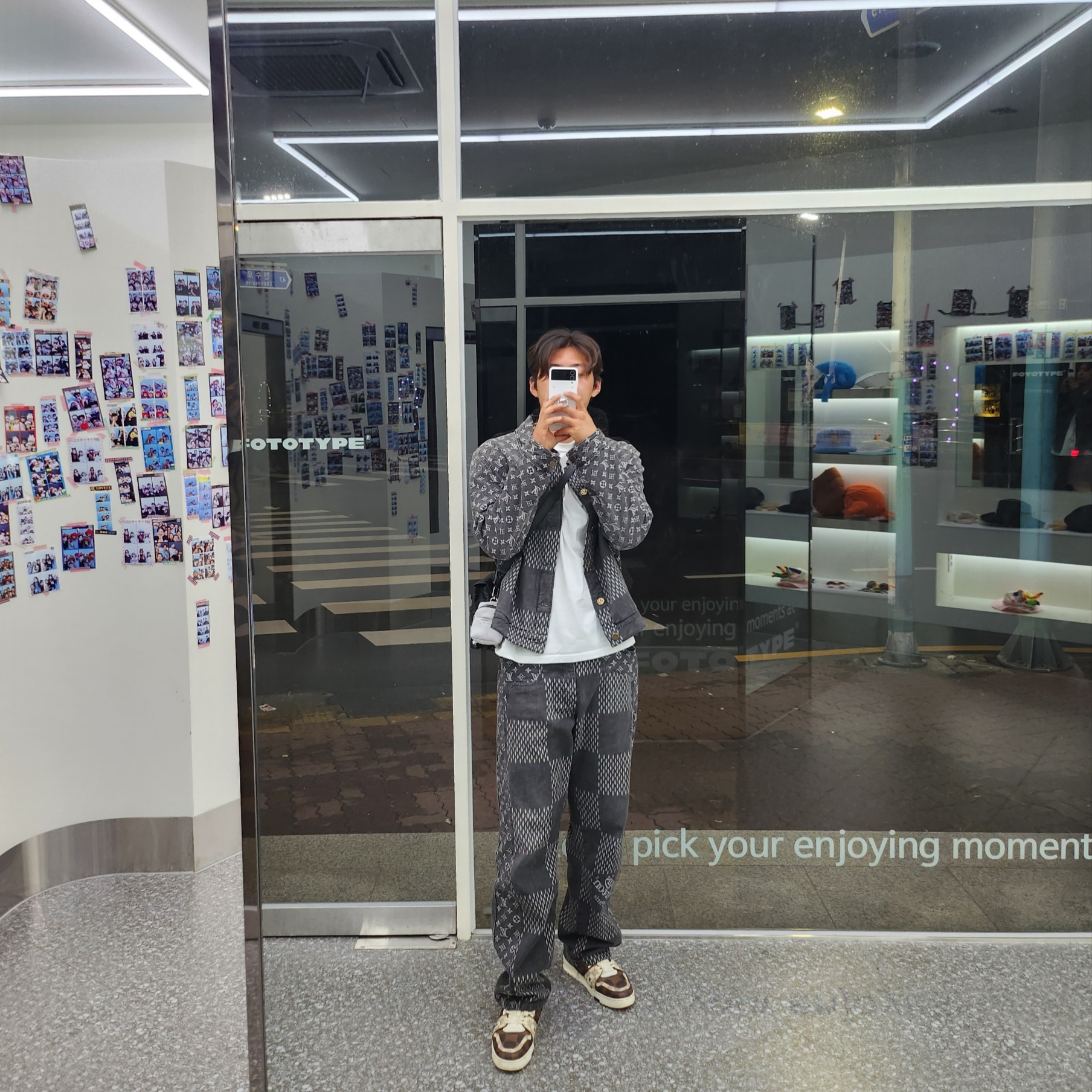 # LOUIS VUITTON | KREAM