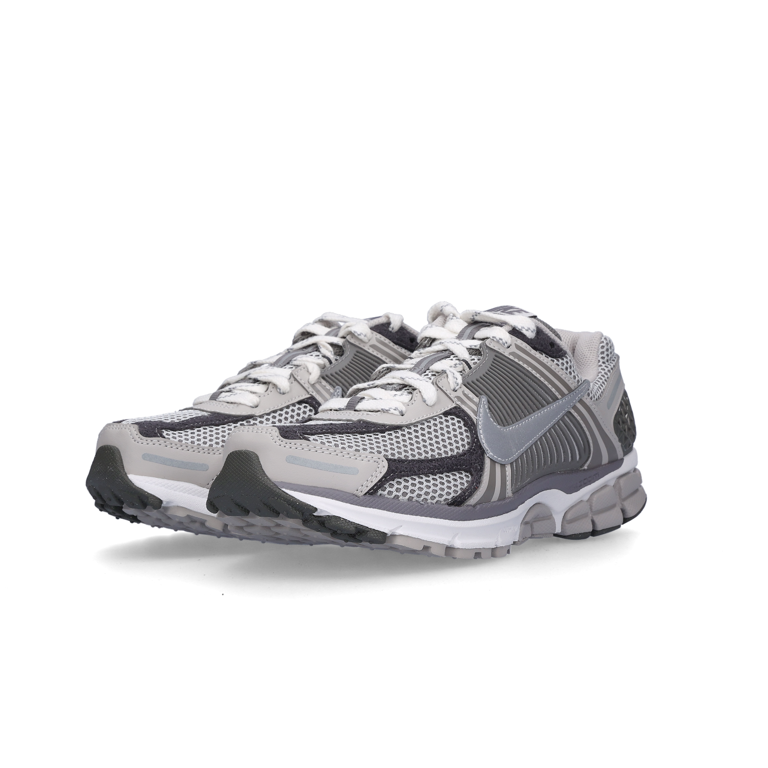 나이키 줌 보메로 5 프리미엄 라이트 아이언 오어 앤 플랫 퓨터 | KREAM