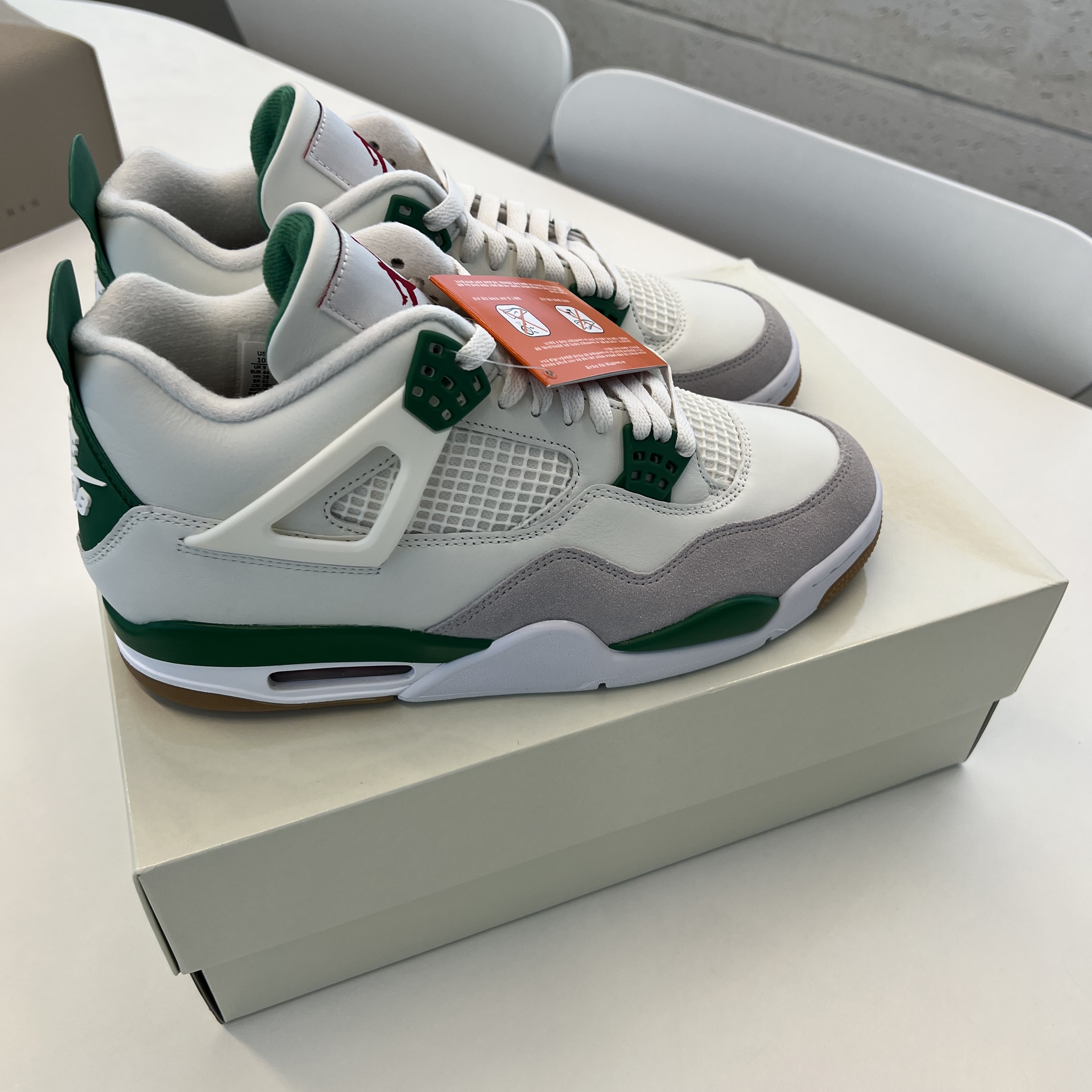 조던4는 SB가 최곤듯! | KREAM