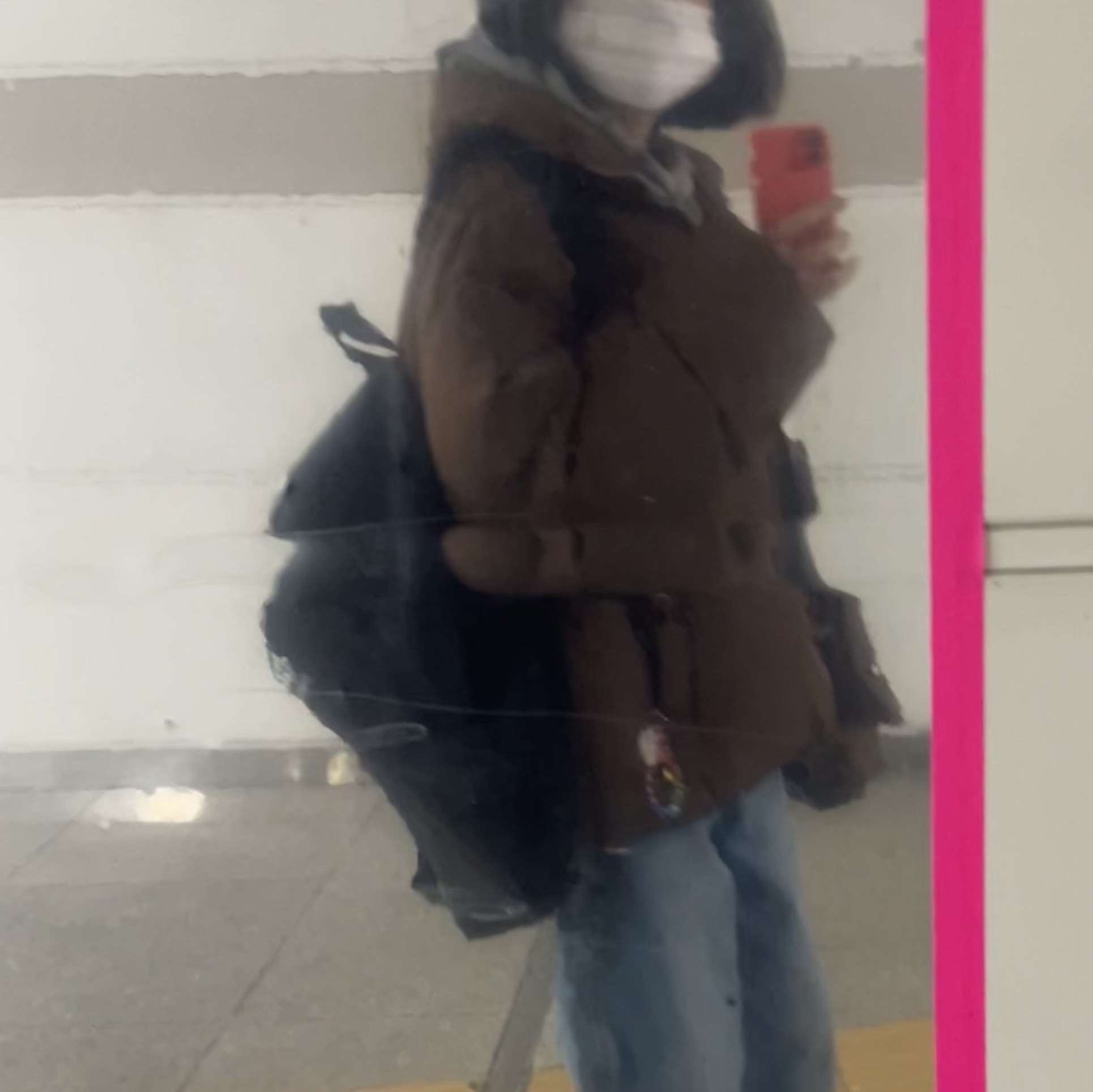 (@ksjdidf) 님의 게시물 | KREAM