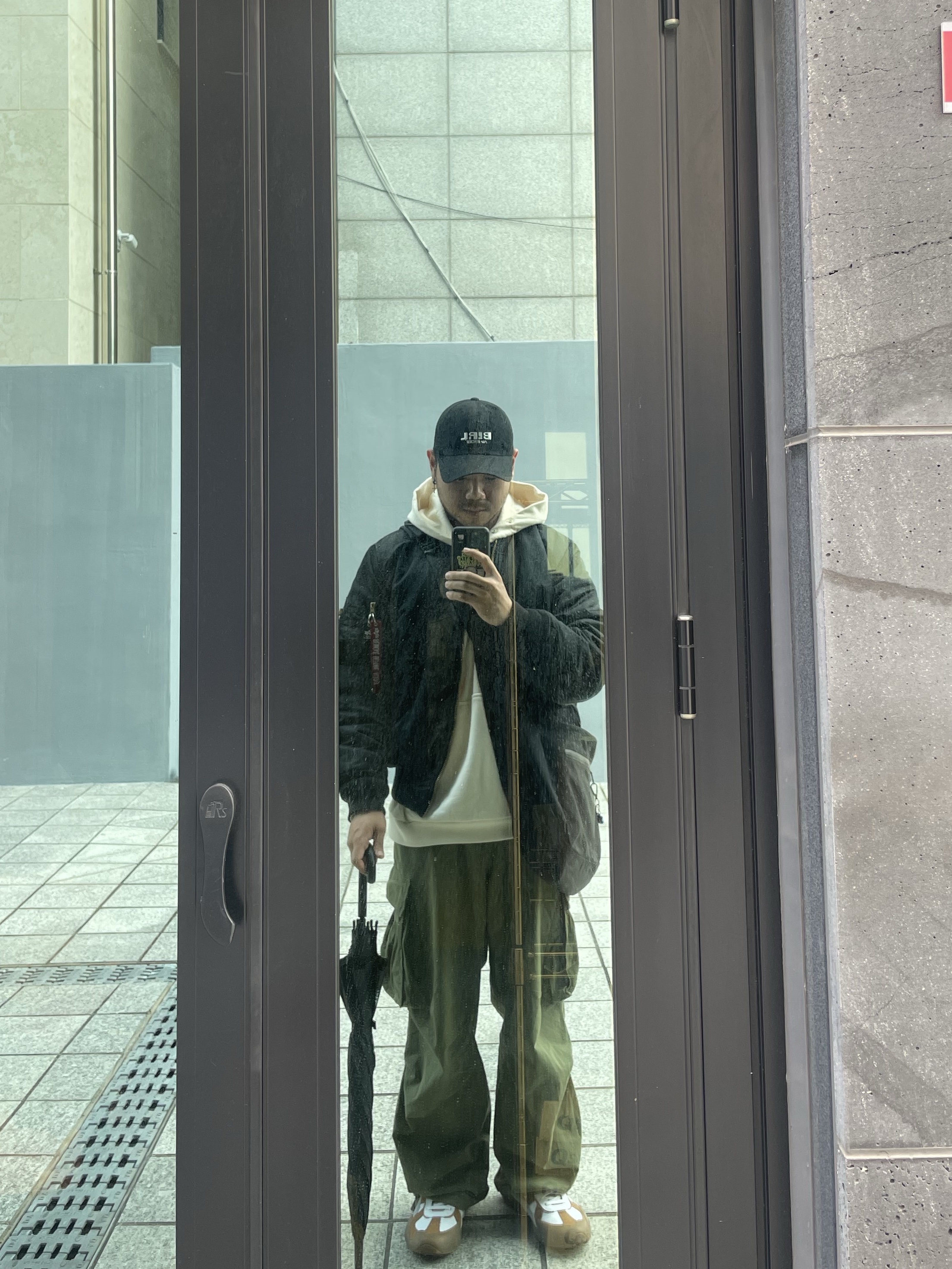 배준형 (@jh2bae) 님의 게시물 | KREAM