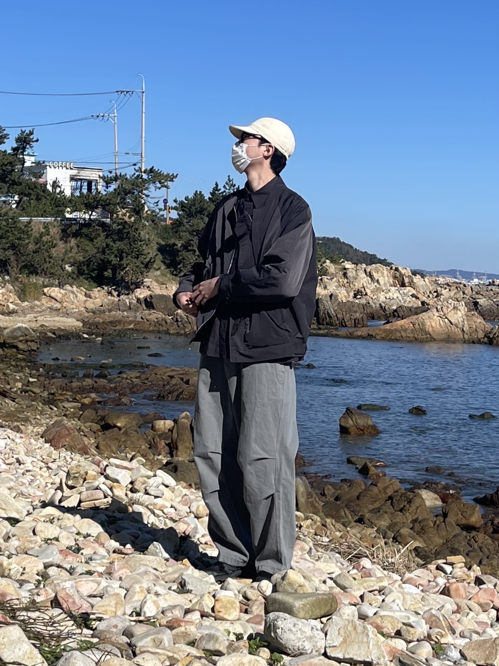상의 하의 해칭룸 Kream