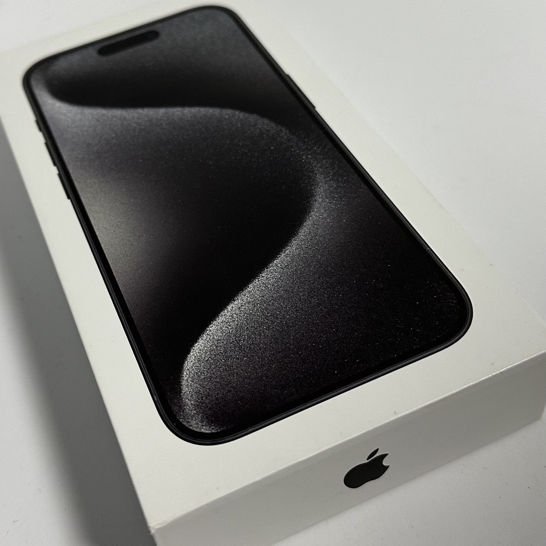 iPhone 15 Pro | KREAM